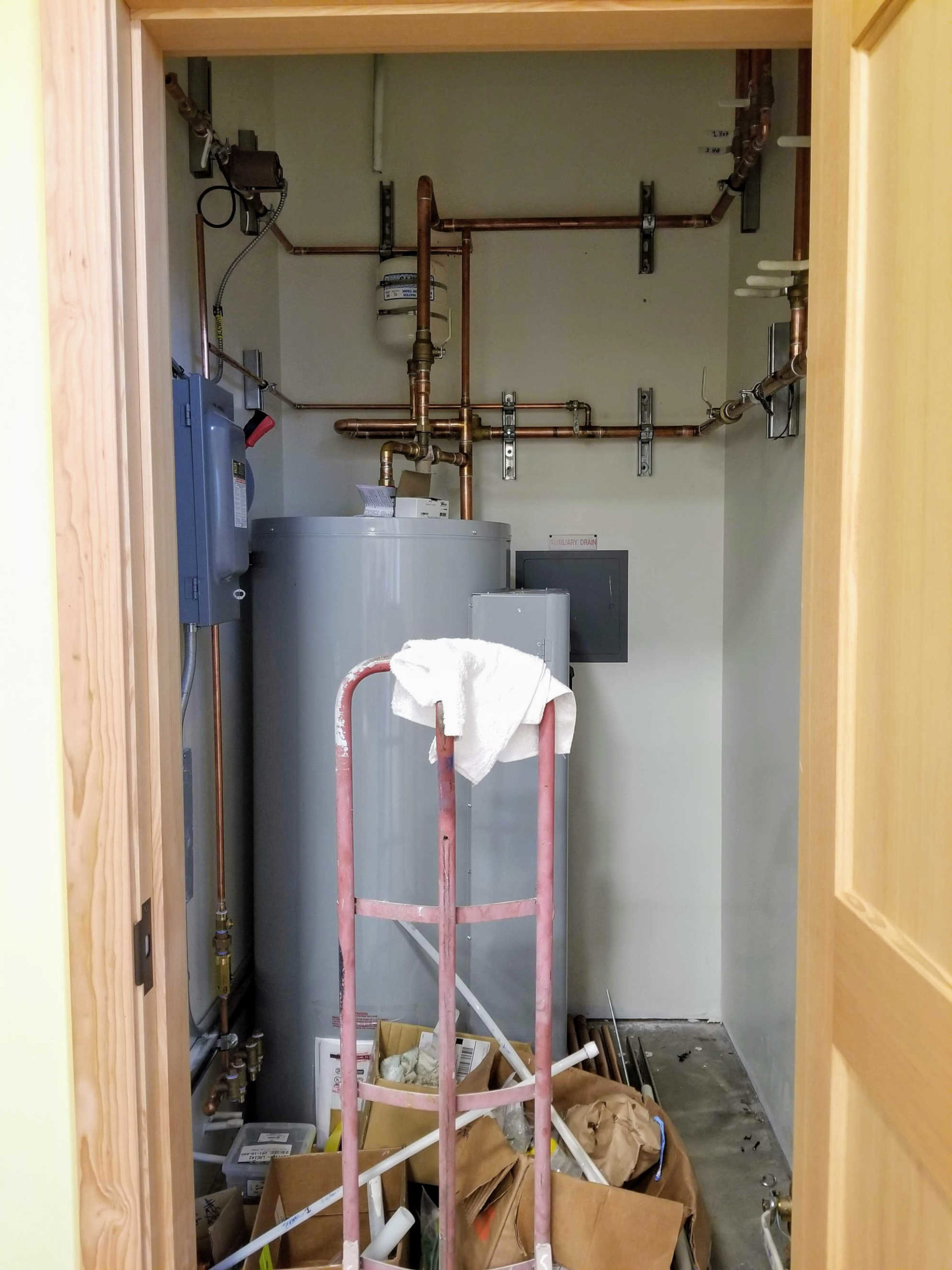 24Nov2019-Water_heater_in_kitchen-2650px – Clackamas Soil and Water ...
